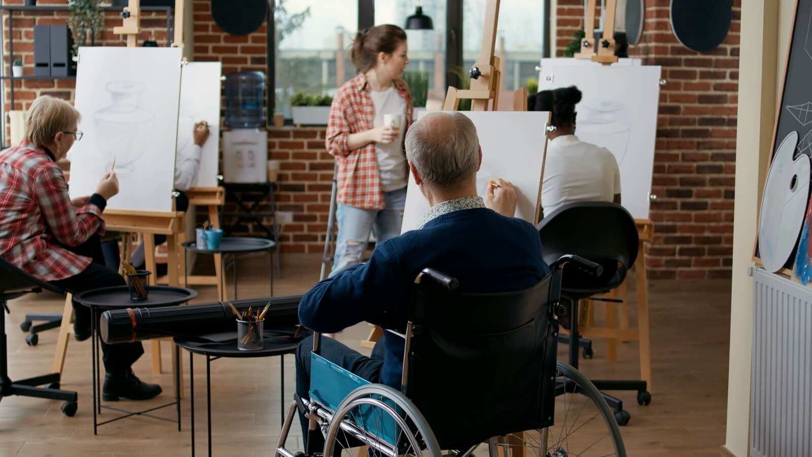 Tips for Attending Large Events with a Spinal Cord Injury