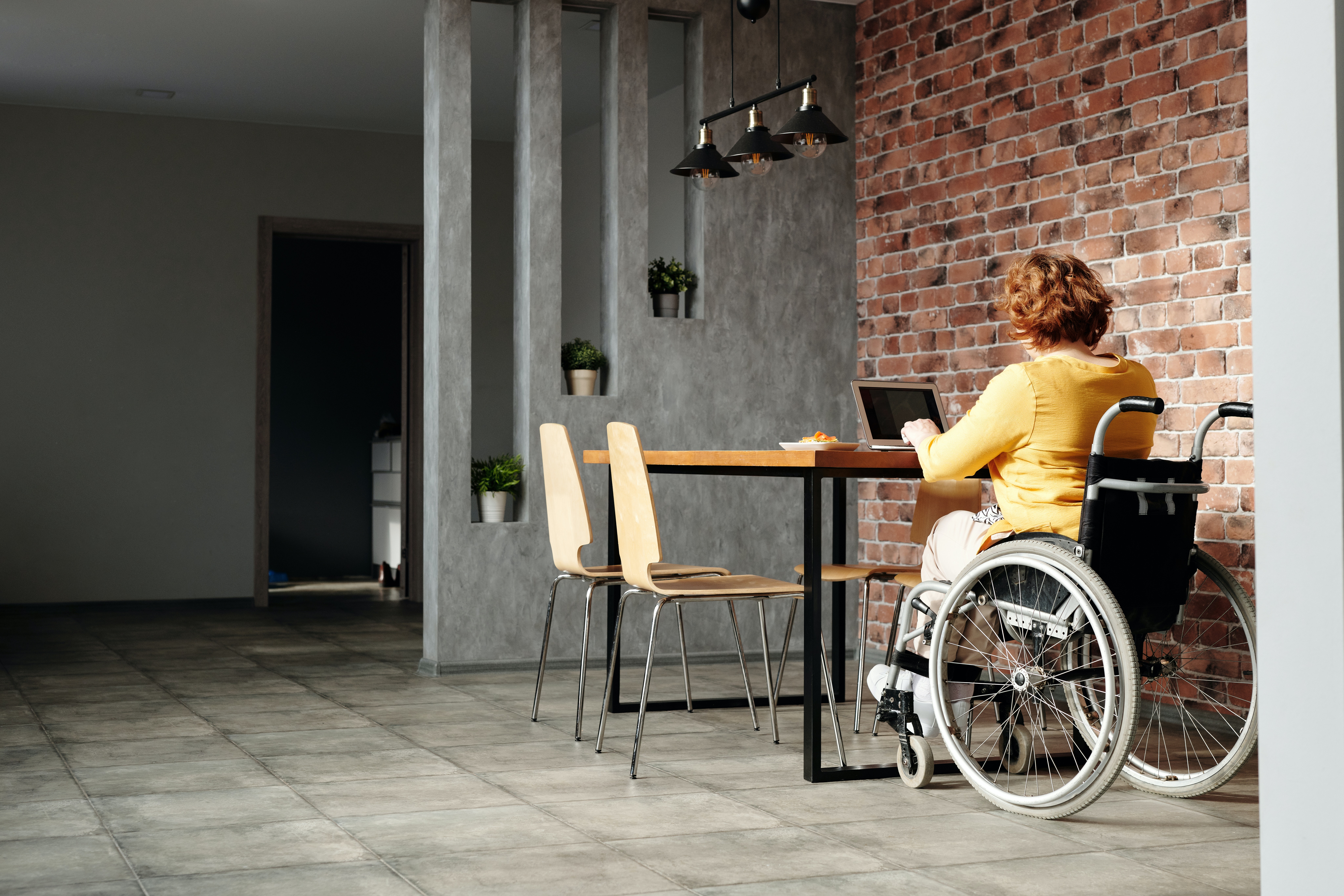 Overcoming Loneliness After a Spinal Cord Injury